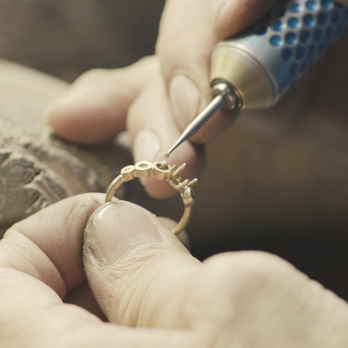 Douze Paris | Joaillerie raisonnée et sur mesure en or recyclé